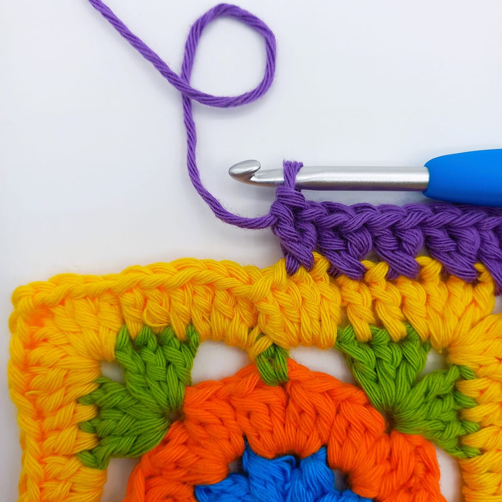 How to Make a Crossed Double Crochet Stitch (US): A Visual Guide