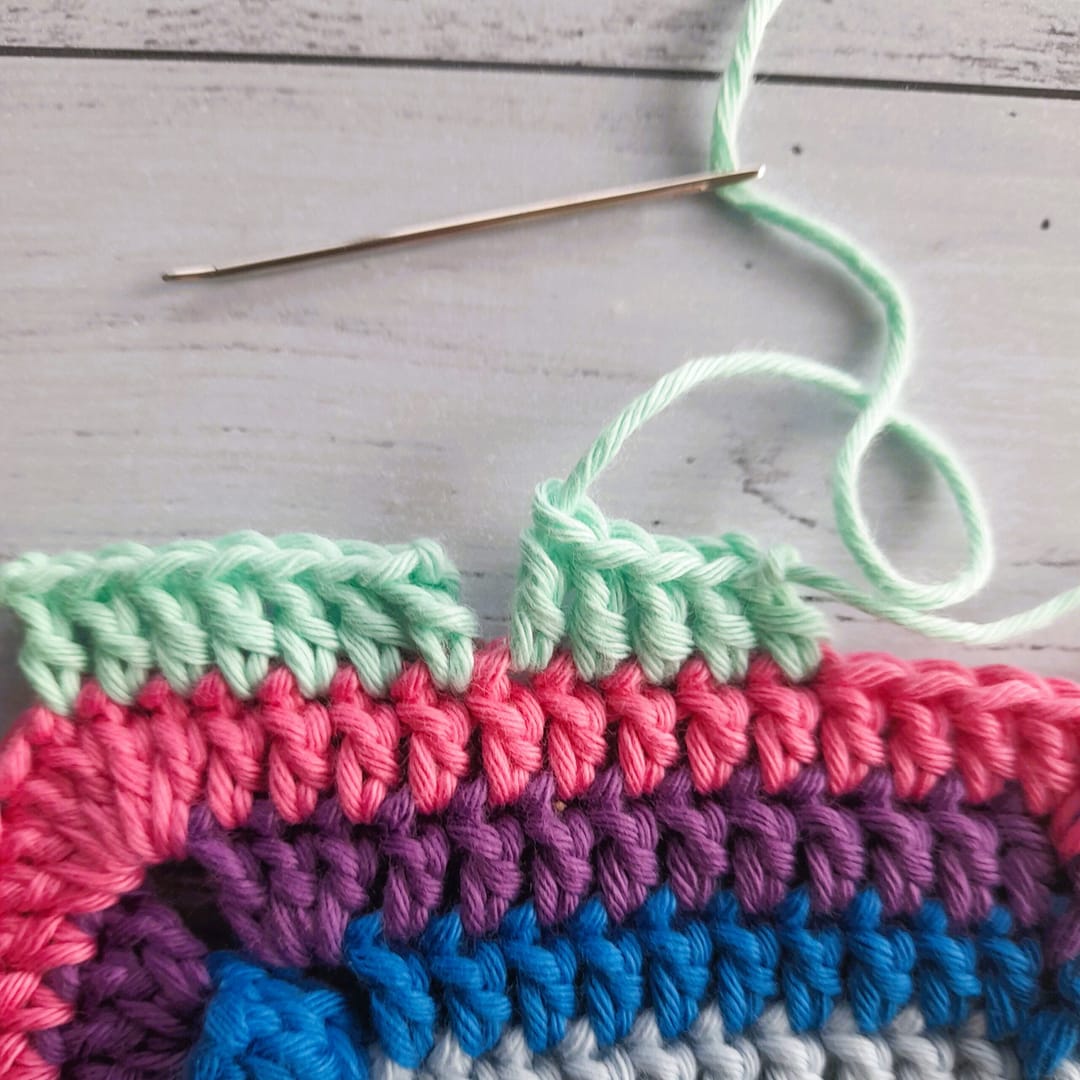 How to Make An Invisible Join in Crochet: A Visual Guide - Best Crochet ...